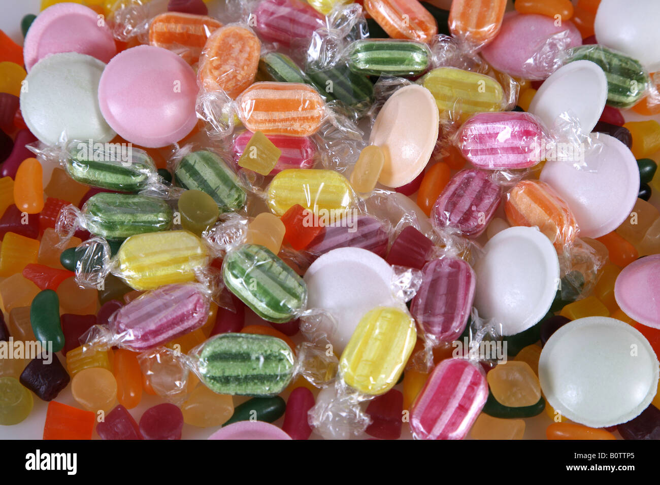 Flying saucers confectionary hi-res stock photography and images - Alamy