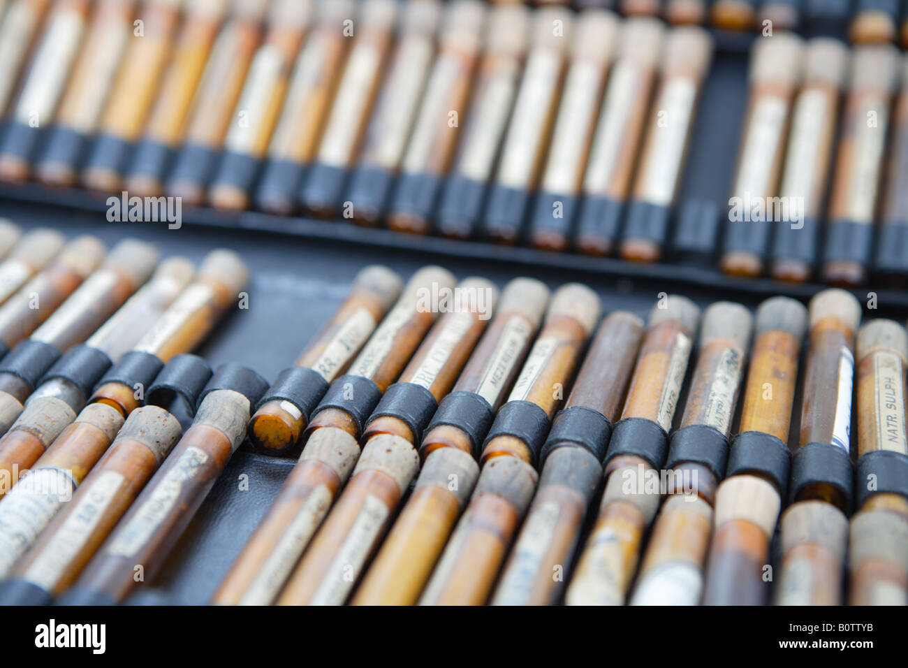 Vials antique hi-res stock photography and images - Alamy