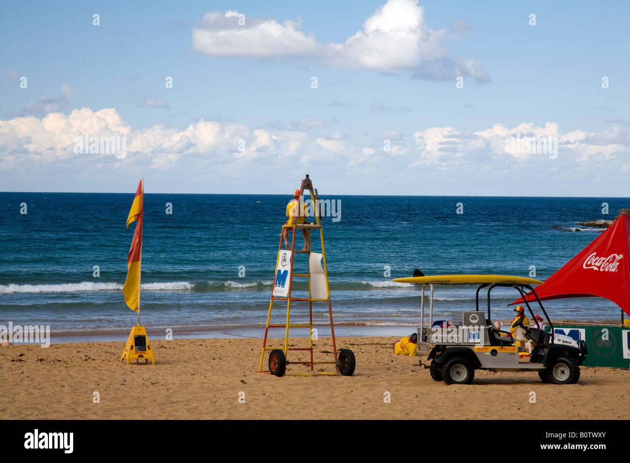 Lifeguard patrol tower hi-res stock photography and images - Alamy