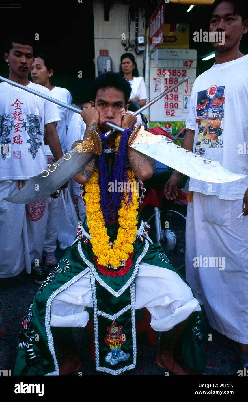 Large black robe hi-res stock photography and images - Alamy
