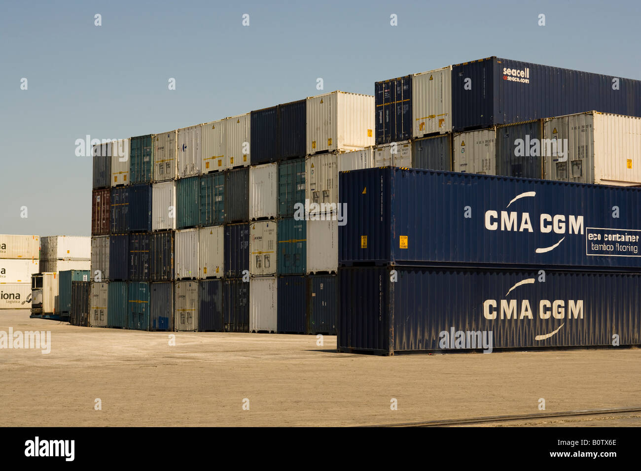 Lorry containers at Cadiz Spain Stock Photo - Alamy