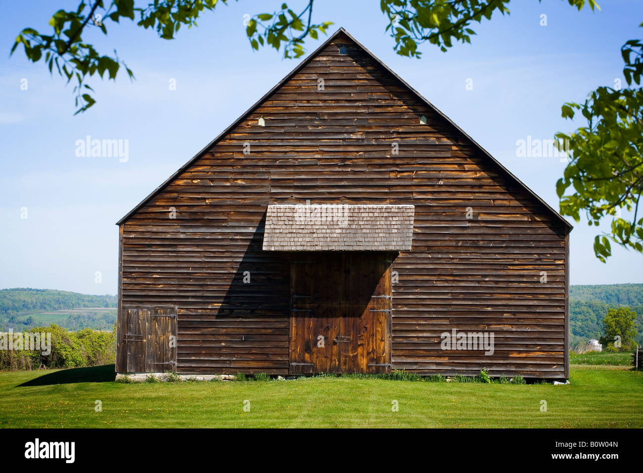 Dutch Barn Stone Arabia Mohawk Valley New York built for wheat farming ...
