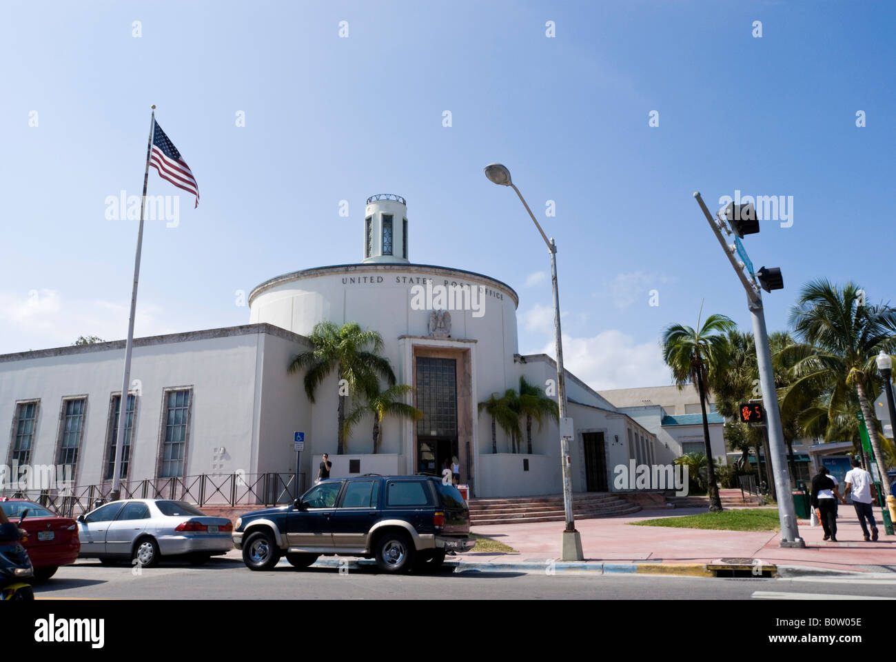 Office at beach hi-res stock photography and images - Alamy