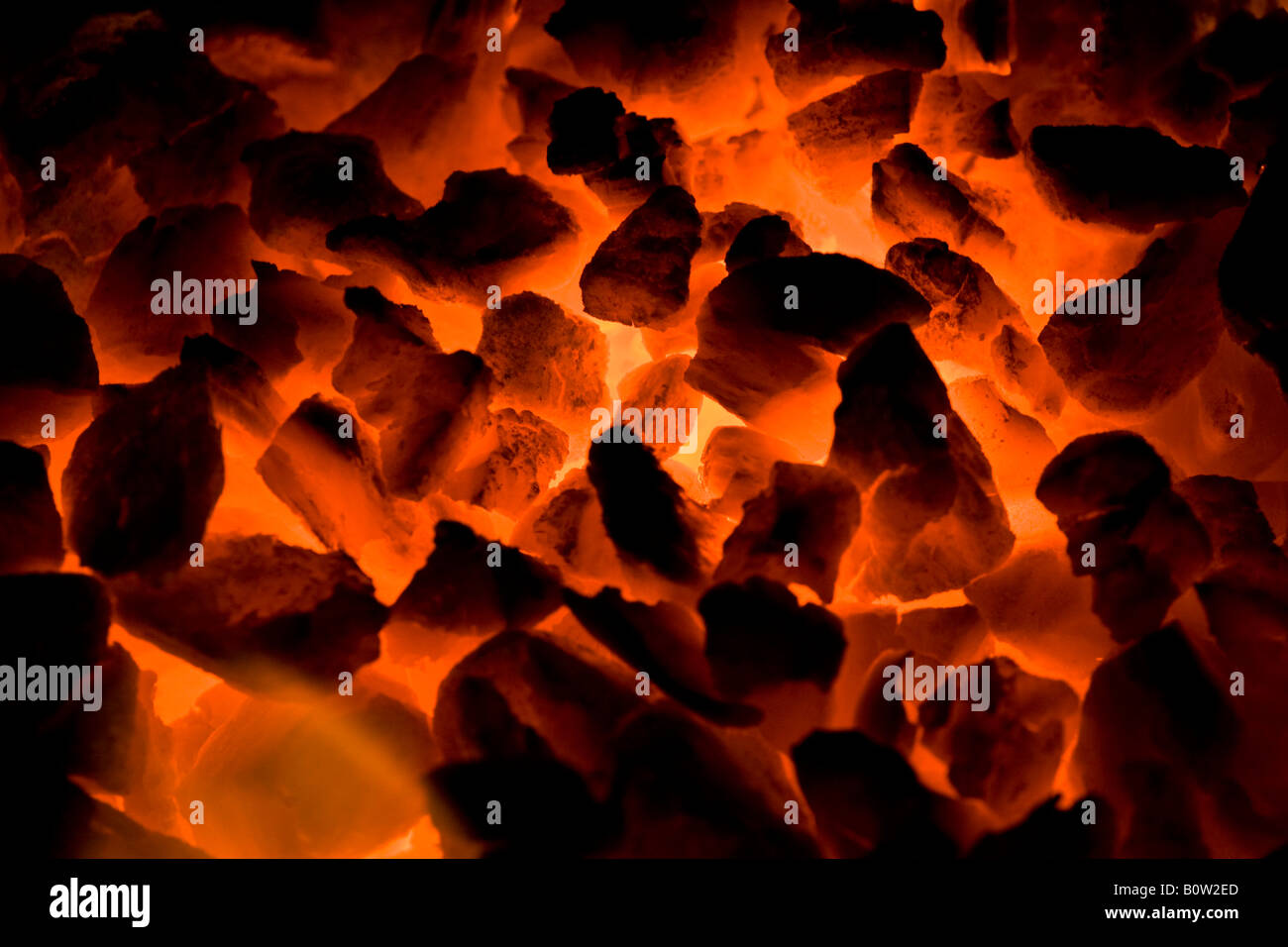 Hot coals hi-res stock photography and images - Alamy