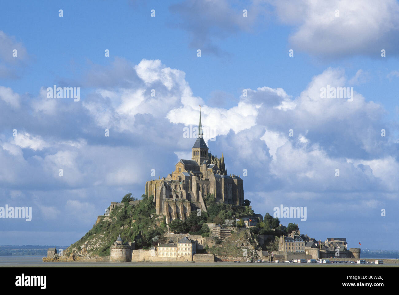 Mont saint michel chateau hi-res stock photography and images - Alamy
