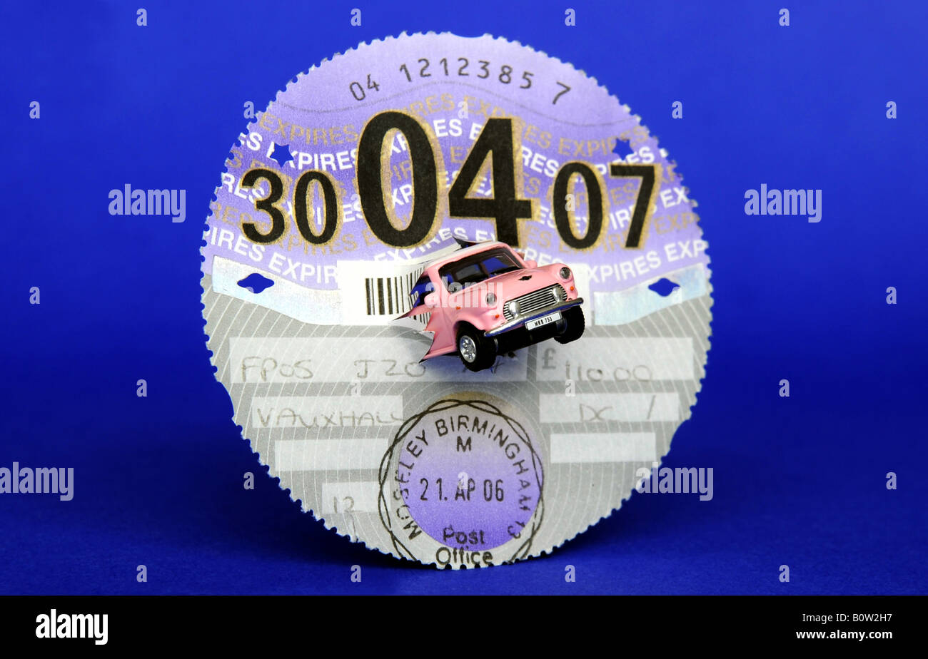 Tax disc hi-res stock photography and images - Alamy
