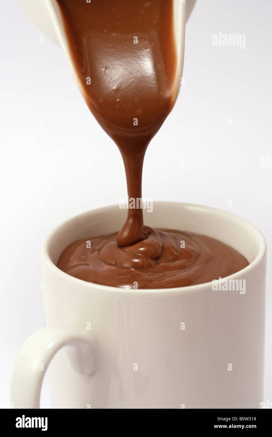 Pouring chocolate hi-res stock photography and images - Alamy
