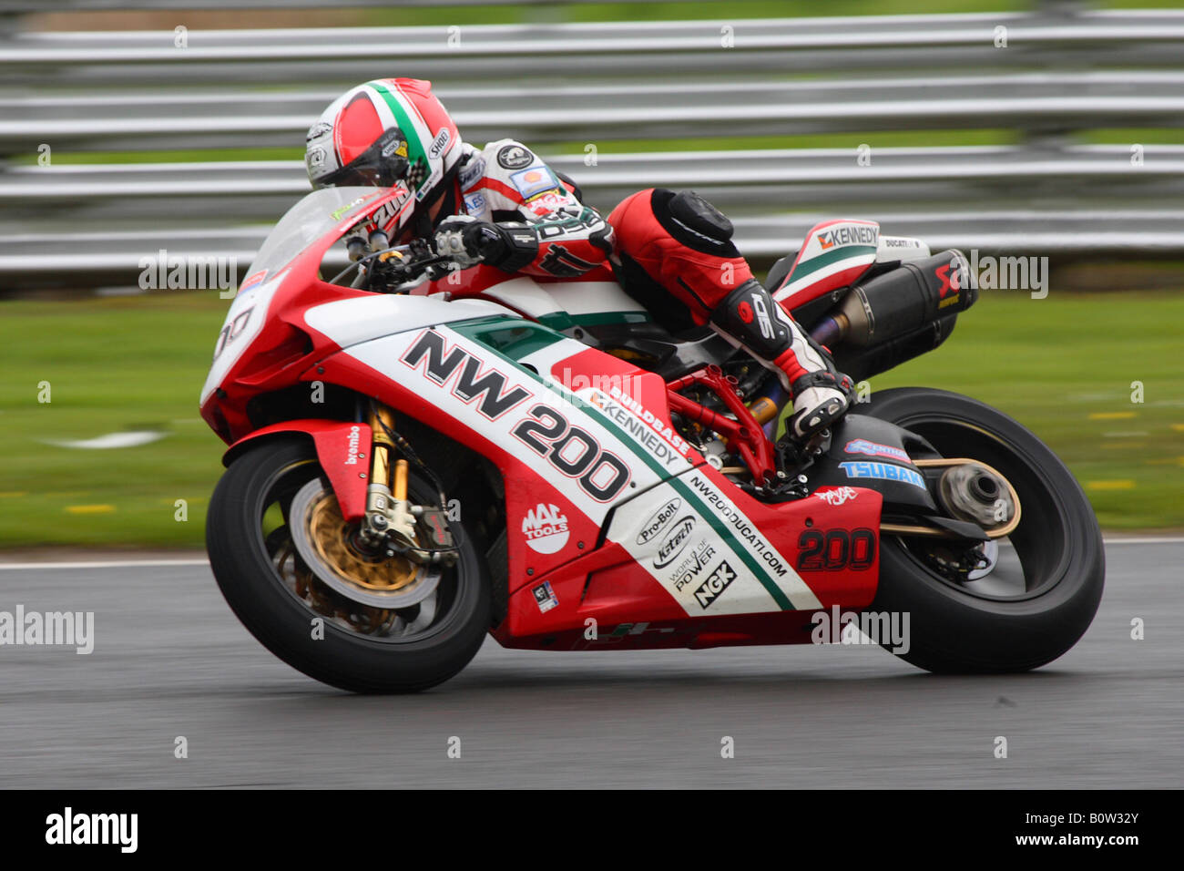 Bennetts Superbikes 2008 - Michael Rutter - Team: North West Ducati 200 ...