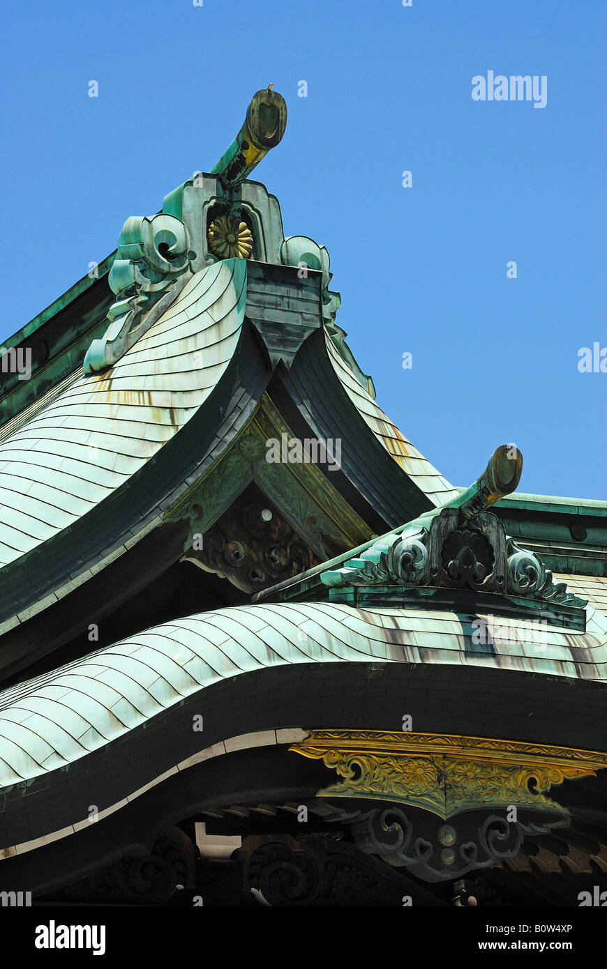 Roof of the shrine Stock Photo - Alamy
