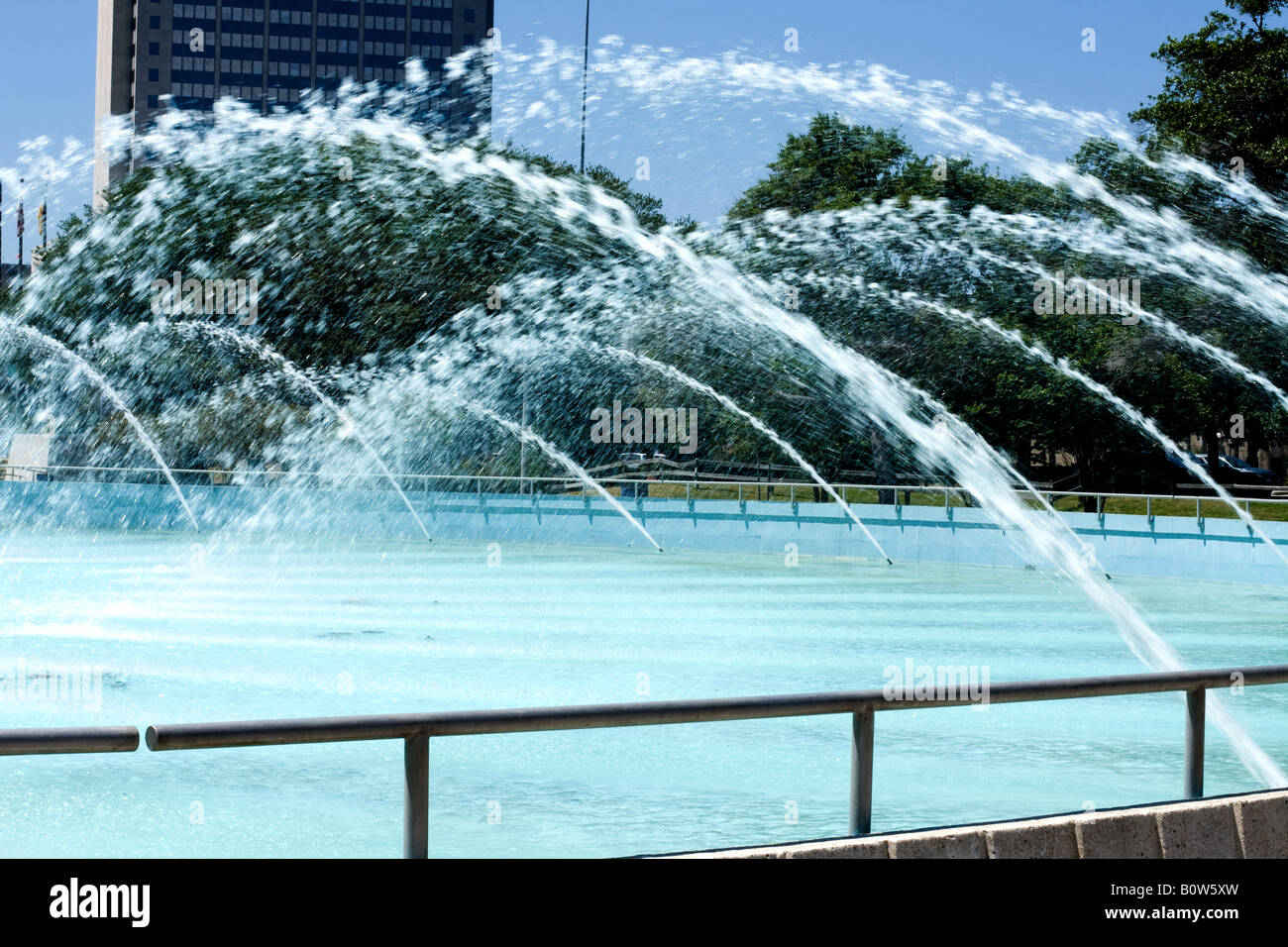 Mist fountain hi-res stock photography and images - Alamy