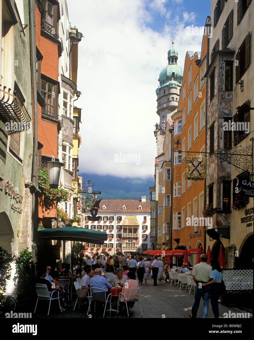 Historic buildings innsbruck hi-res stock photography and images - Alamy