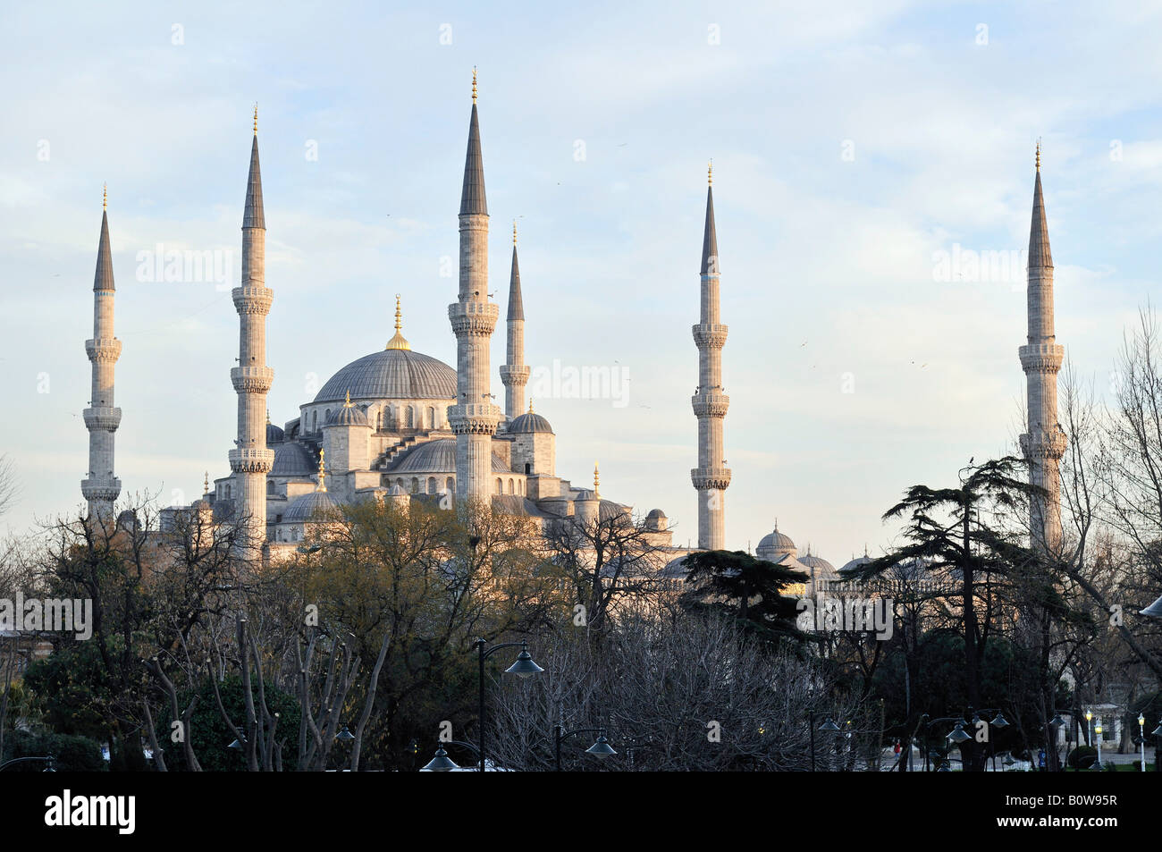 Sultan Ahmed Mosque aka Blue Mosque, Istanbul, Turkey Stock Photo - Alamy