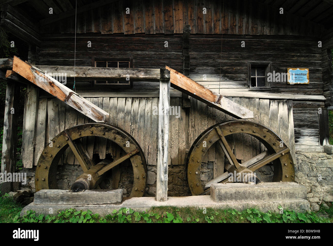 Mill wheels hi-res stock photography and images - Alamy