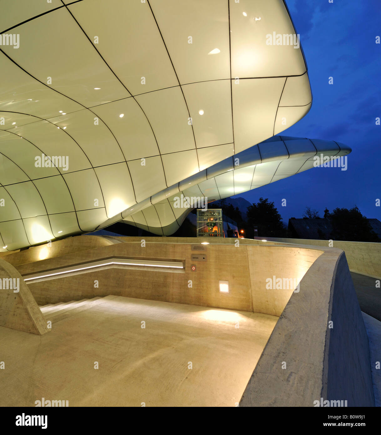 Hungerburgbahn Railway, summit station designed by stararchitect Zaha ...