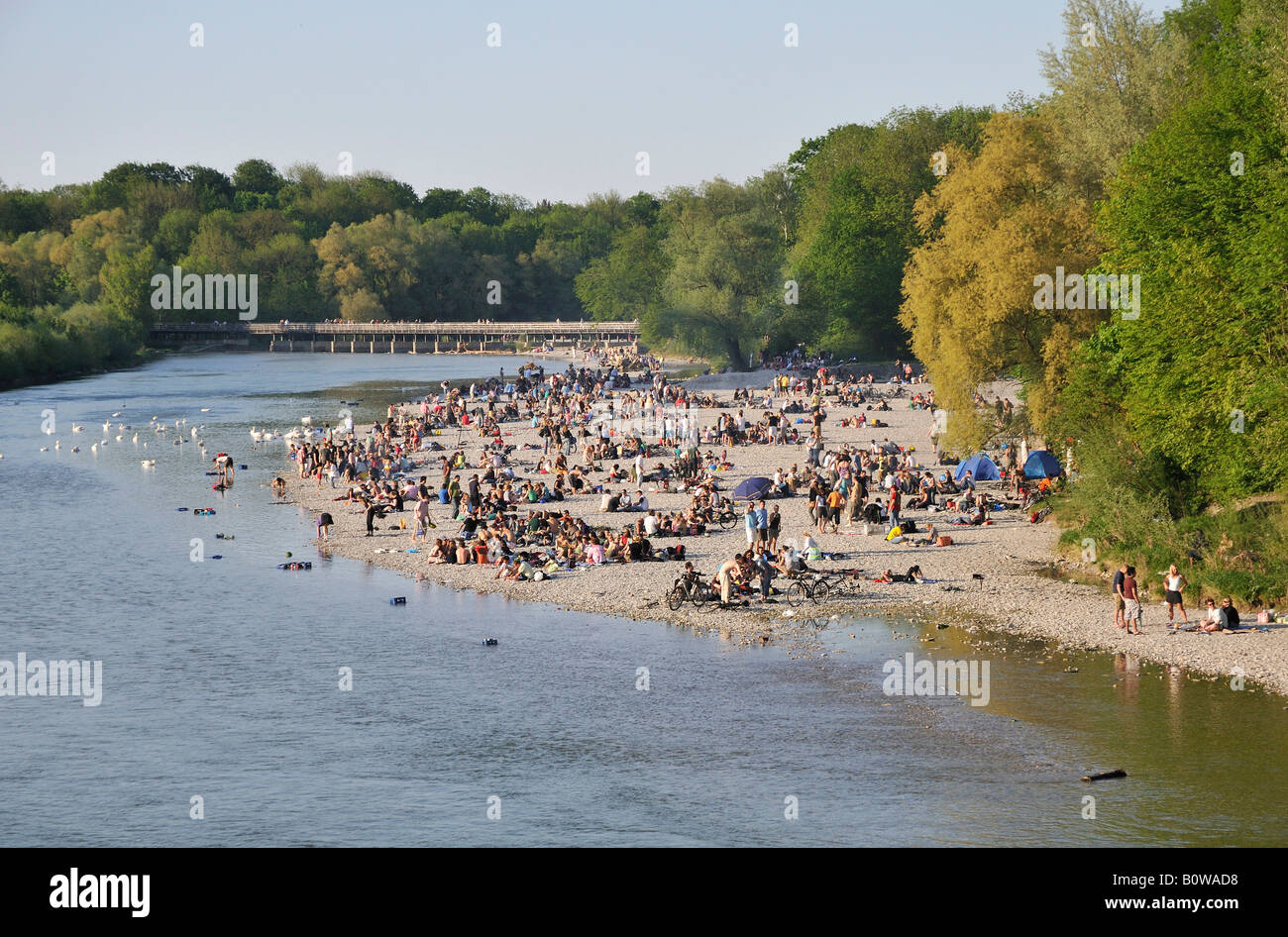 Sunbathing isar munich hi-res stock photography and images - Alamy