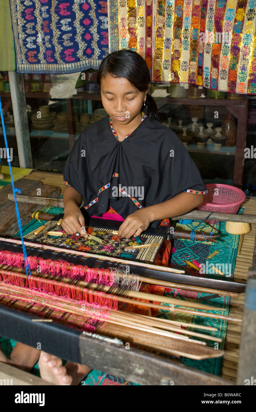 Indonesian traditional cloth hi-res stock photography and images - Alamy