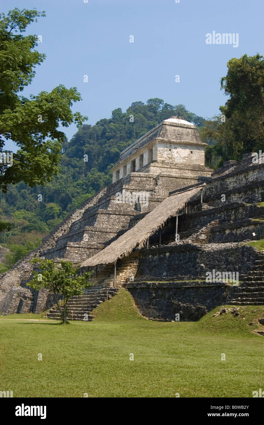Temple of the Inscriptions in the mayan ruins at Palenque Mexico Stock ...