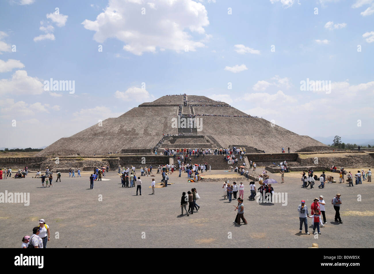 Pyramid of the Sun, Teotihuacan, Mexico, North America Stock Photo - Alamy