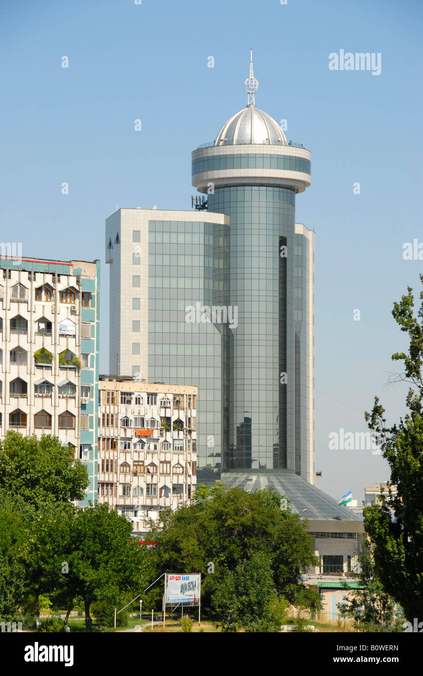 Modern office tower in downtown Tashkent, Uzbekistan, Central Asia ...
