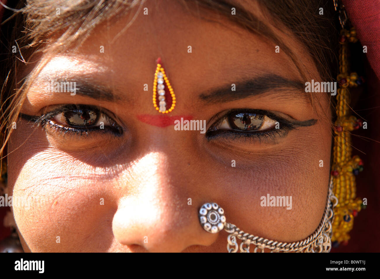 Rajasthani girl in traditional dress hi-res stock photography and ...