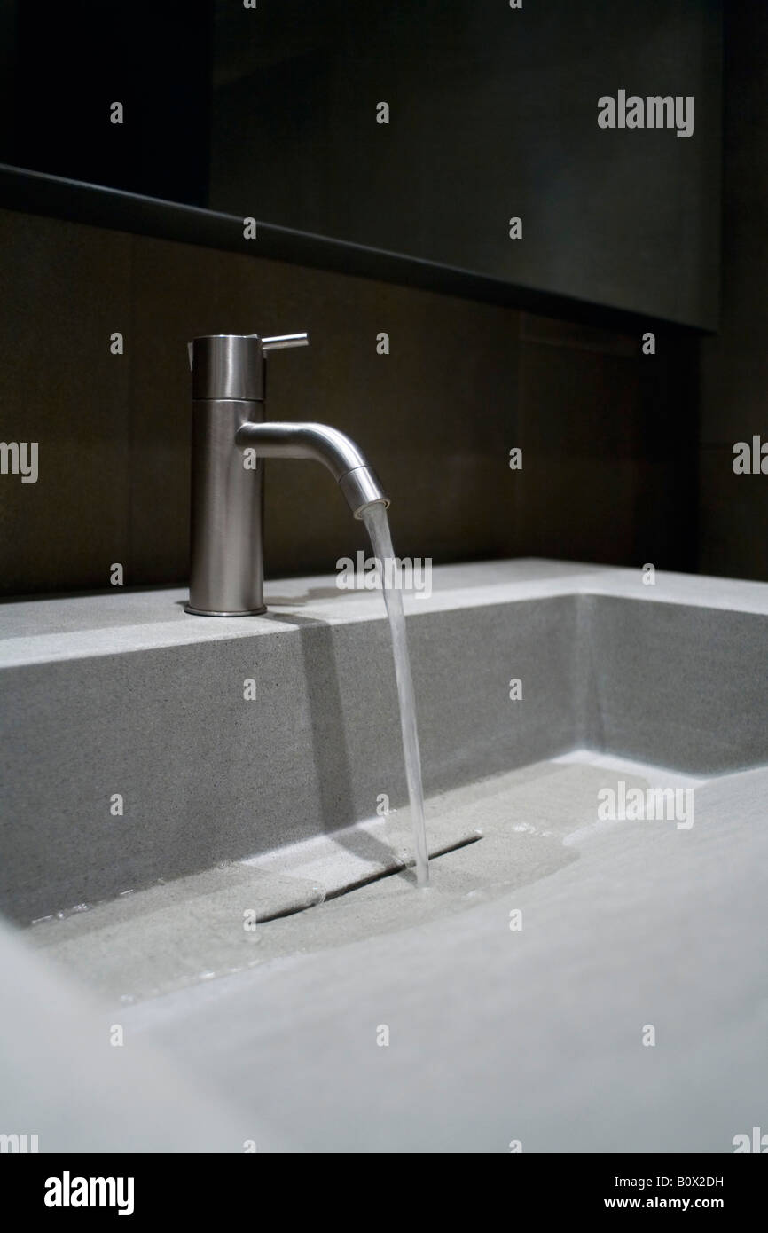 Faucet for water hi-res stock photography and images - Alamy