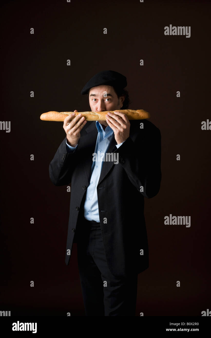 French man with beret hi-res stock photography and images - Alamy