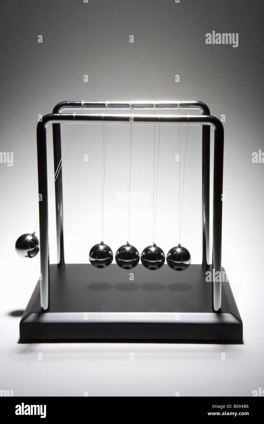Newton’s Cradle desk toy Stock Photo - Alamy