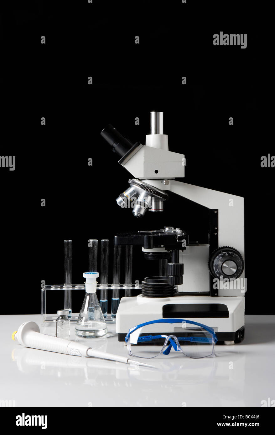 Laboratory equipment hi-res stock photography and images - Alamy
