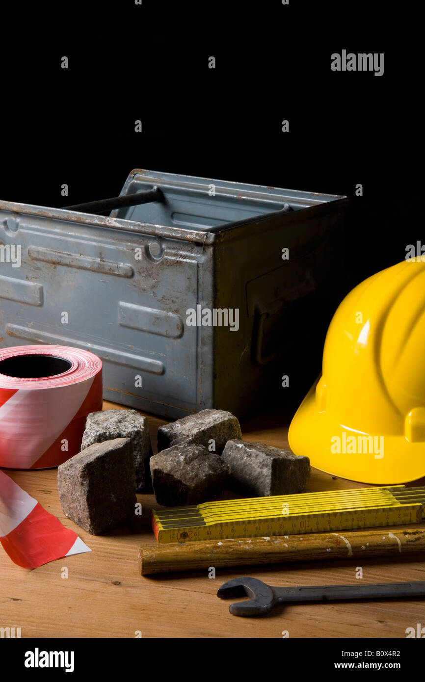 Masonry arrangement hi-res stock photography and images - Alamy