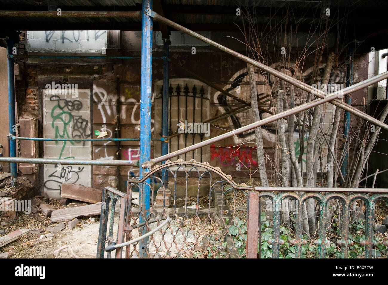 A derelict building and front yard Stock Photo - Alamy