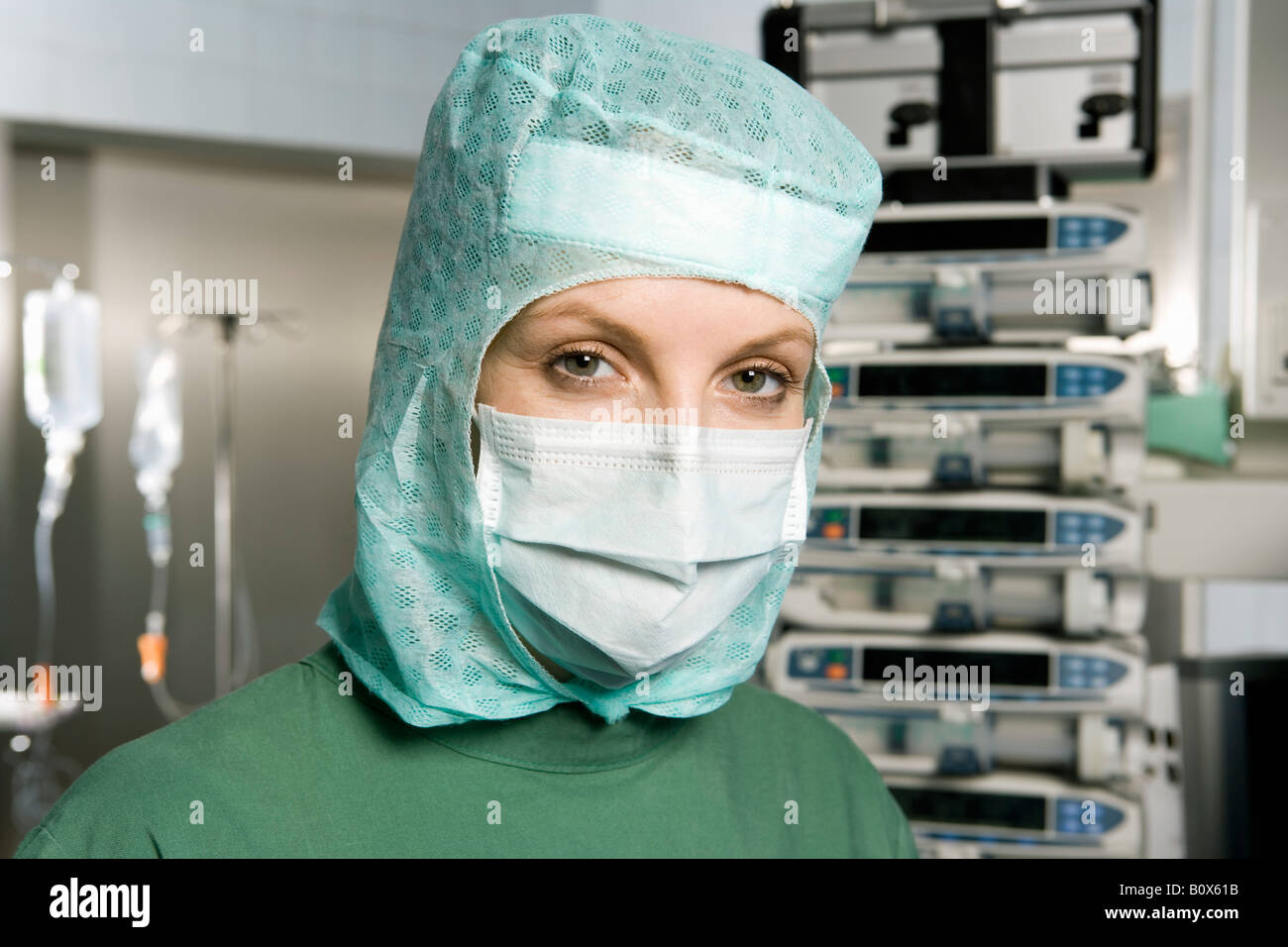 Portrait of a surgeon Stock Photo - Alamy