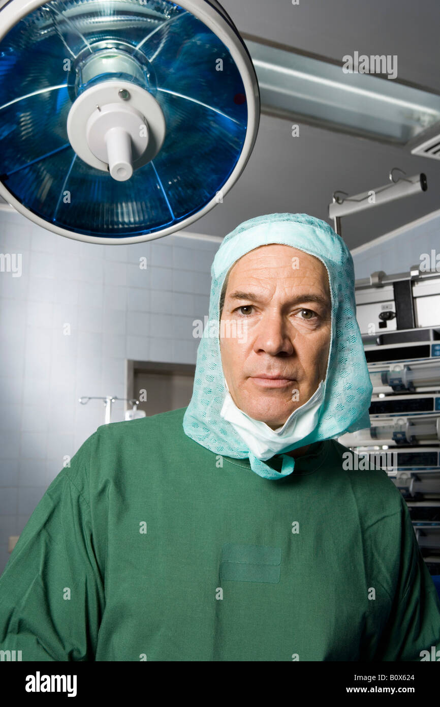 Operating room color hi-res stock photography and images - Alamy