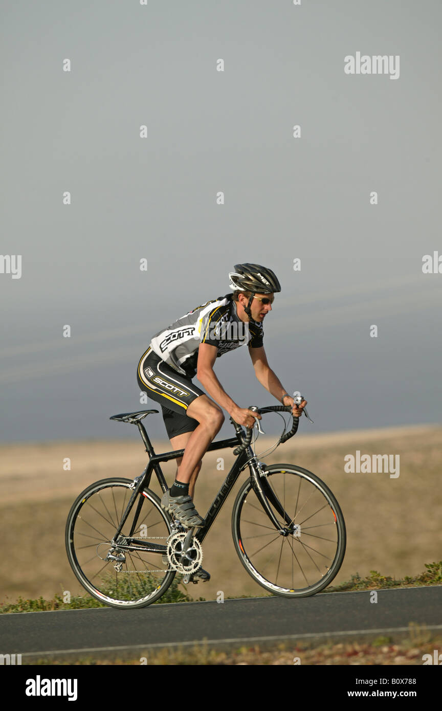 Racing road bike tyre hi-res stock photography and images - Alamy
