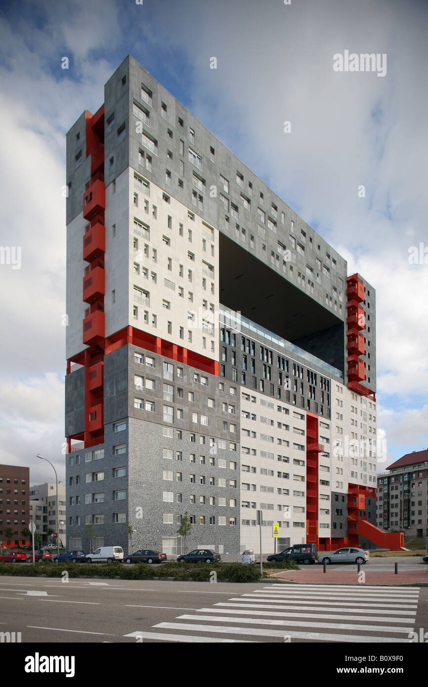 Residential building in Madrid by MVRDV in collaboration with Blanca ...