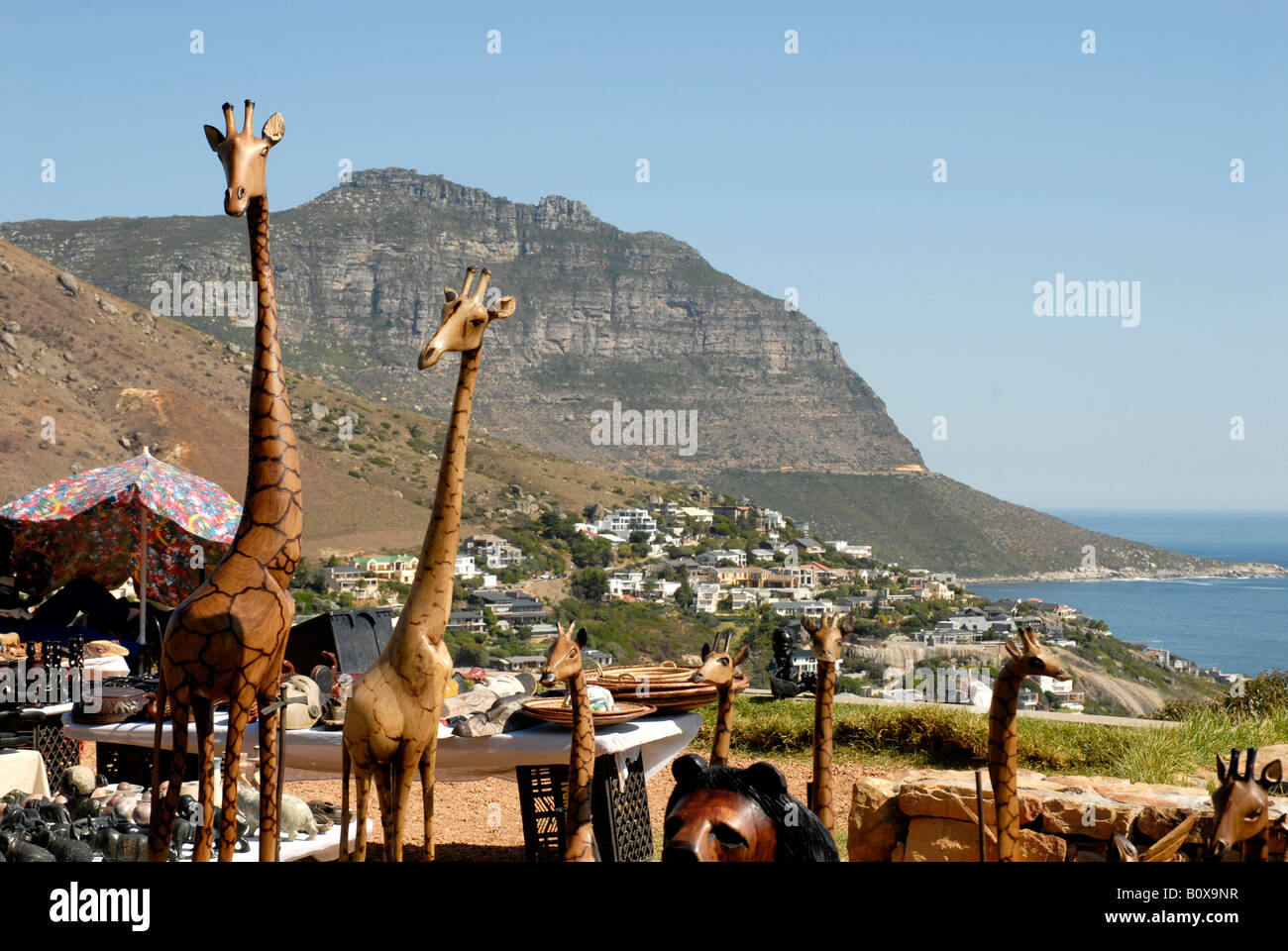 African curio hi-res stock photography and images - Alamy