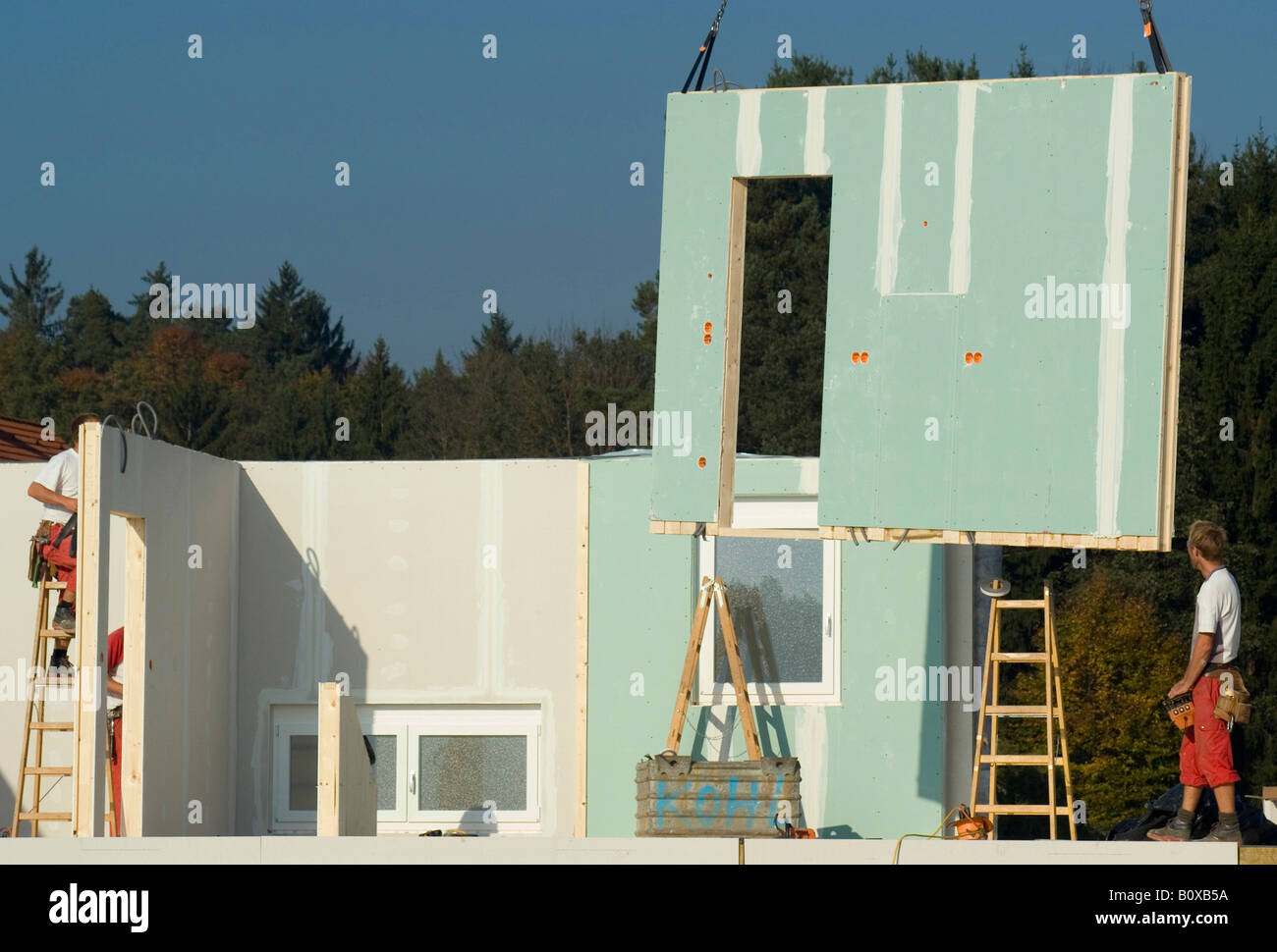 building lot, prefabricated house Stock Photo - Alamy