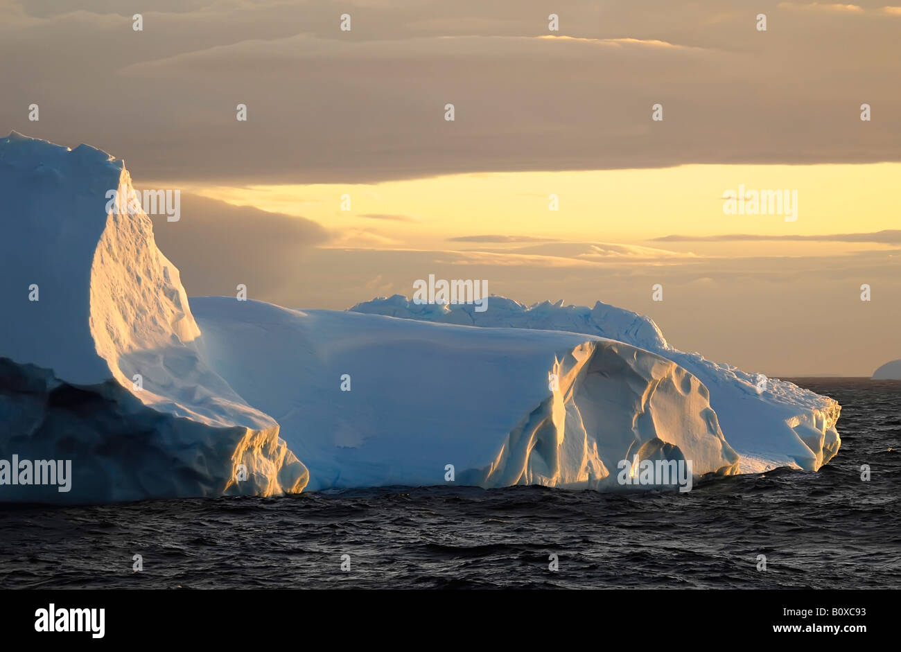 iceberg at sunset, Antarctica, Suedpolarmeer Stock Photo - Alamy