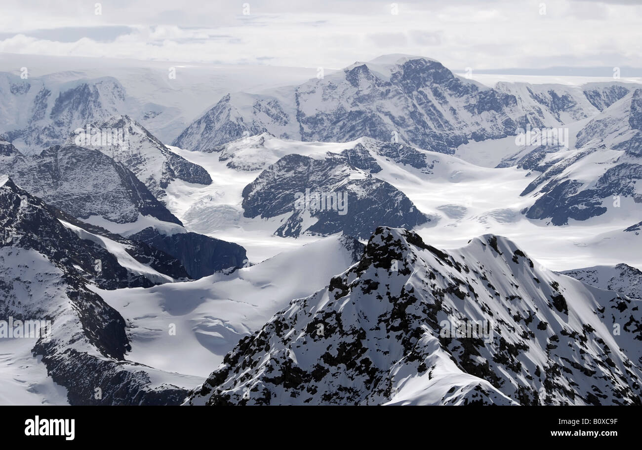 Nunatak mountain peak antarctica hi-res stock photography and images ...