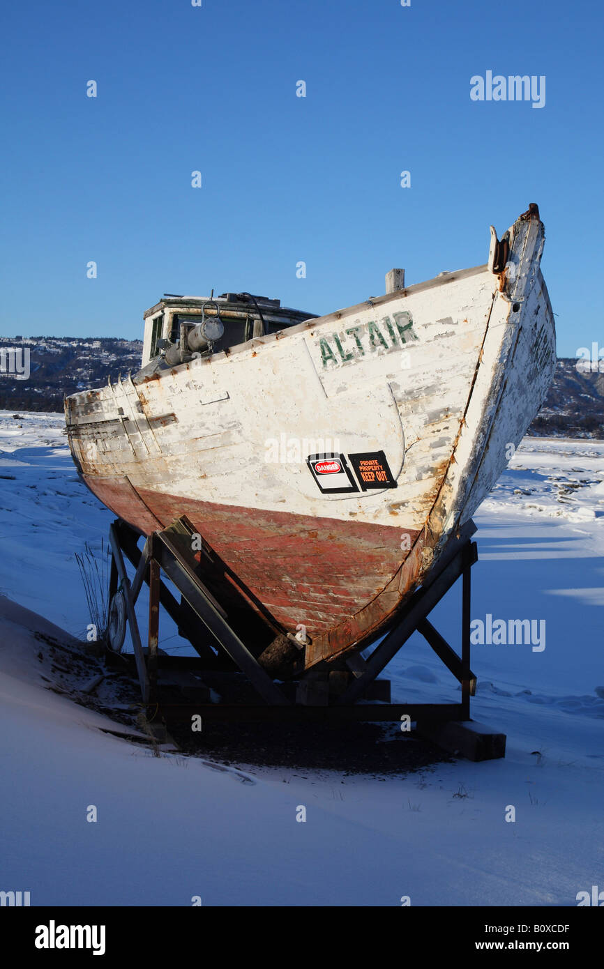Falling from fishing boat hi-res stock photography and images - Alamy