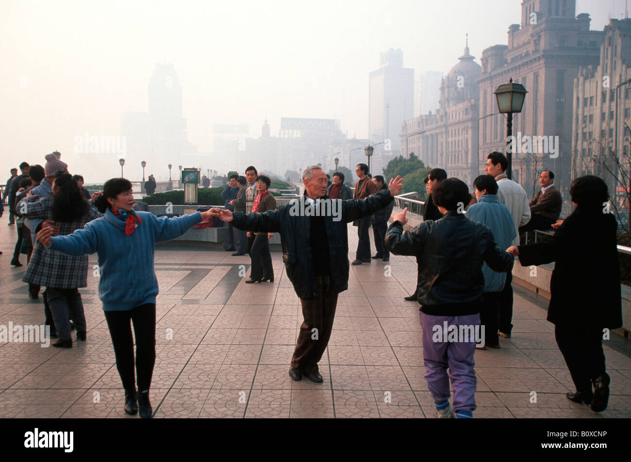 Couple dancing square dance in hi-res stock photography and images - Alamy