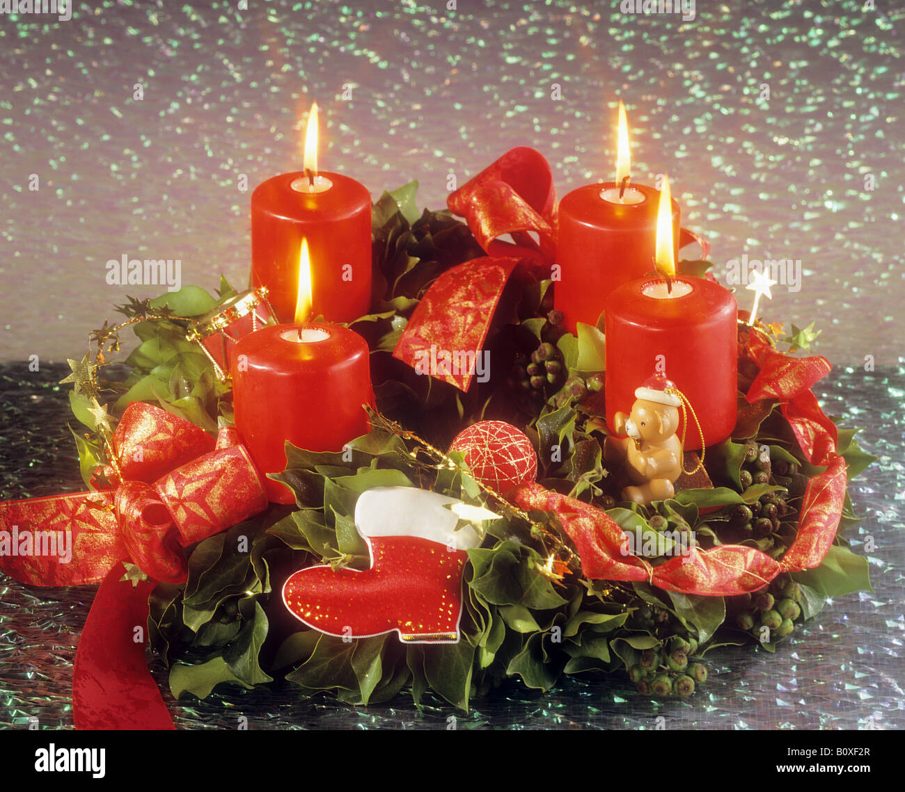 Advent arrangements hi-res stock photography and images - Alamy