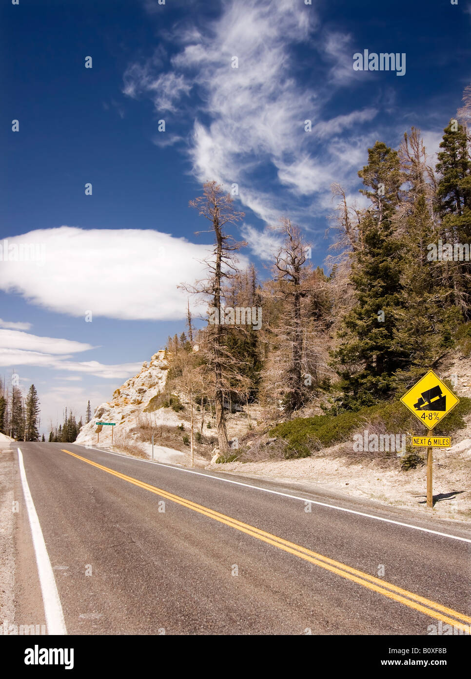 Mountain road with steep warning sign Utah Stock Photo - Alamy
