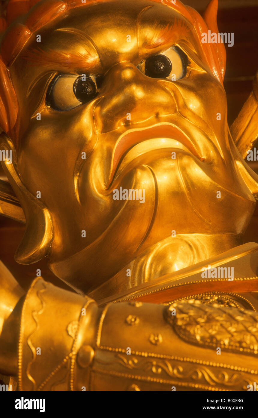 Brass gargoyle statue hi-res stock photography and images - Alamy