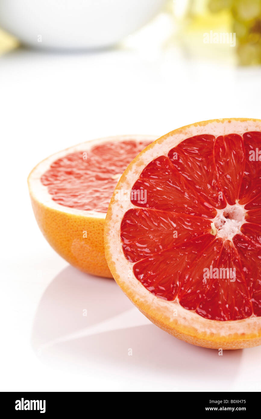 Half sliced citrus fruit halved hi-res stock photography and images - Alamy
