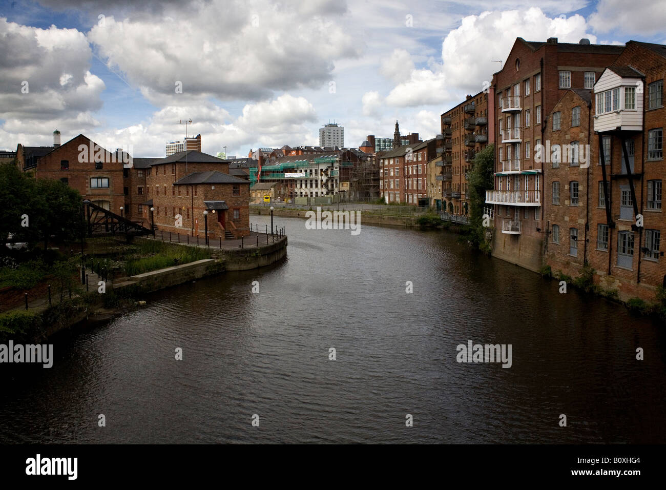 View of Leeds running along the river aire Stock Photo - Alamy