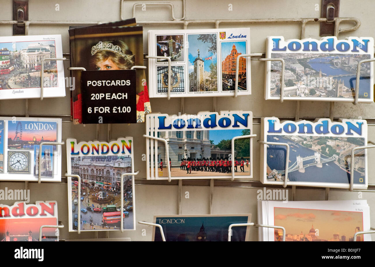 Tourism souvenirs london hi-res stock photography and images - Alamy