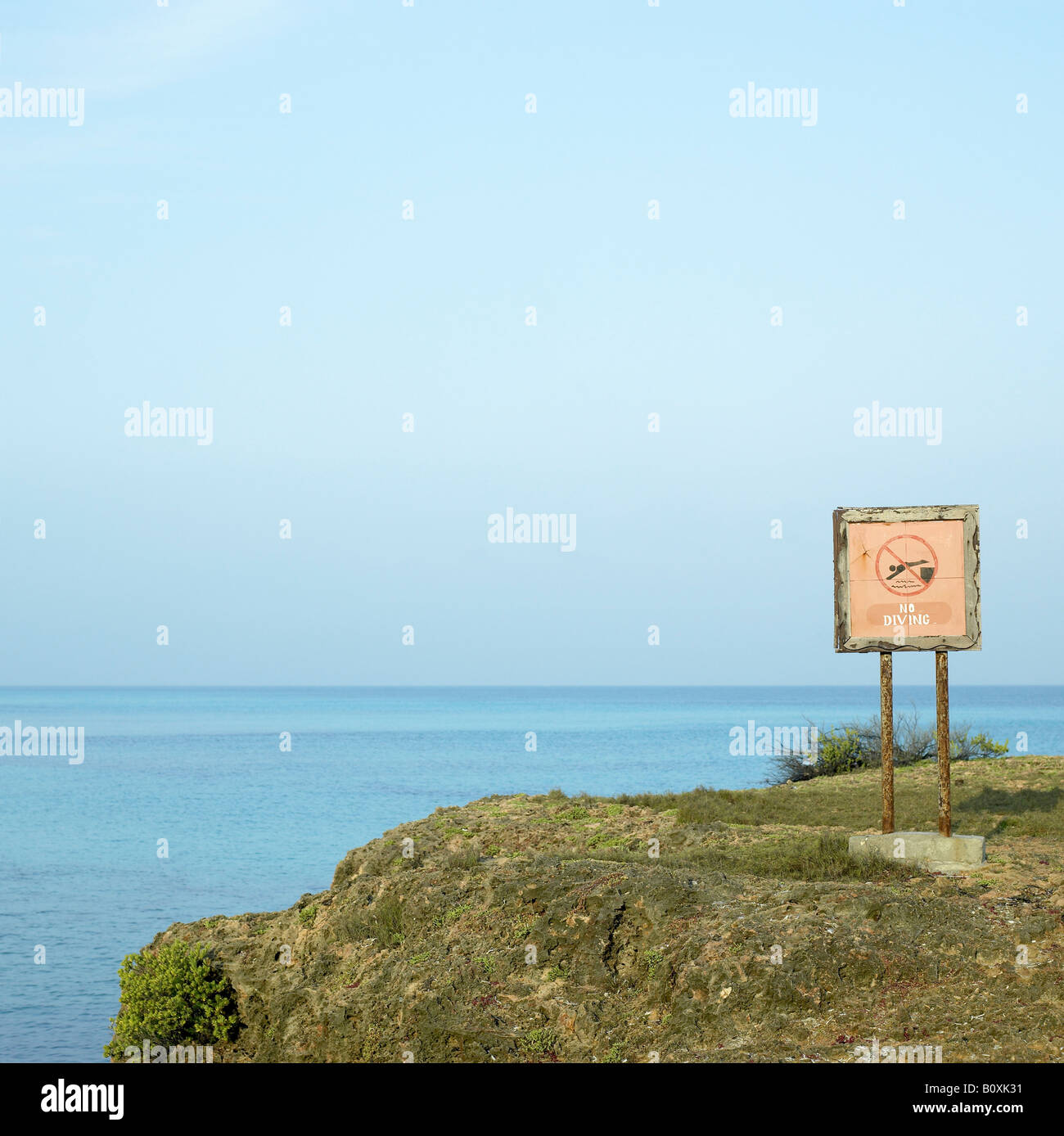 Ocean reef resort sign hi-res stock photography and images - Alamy