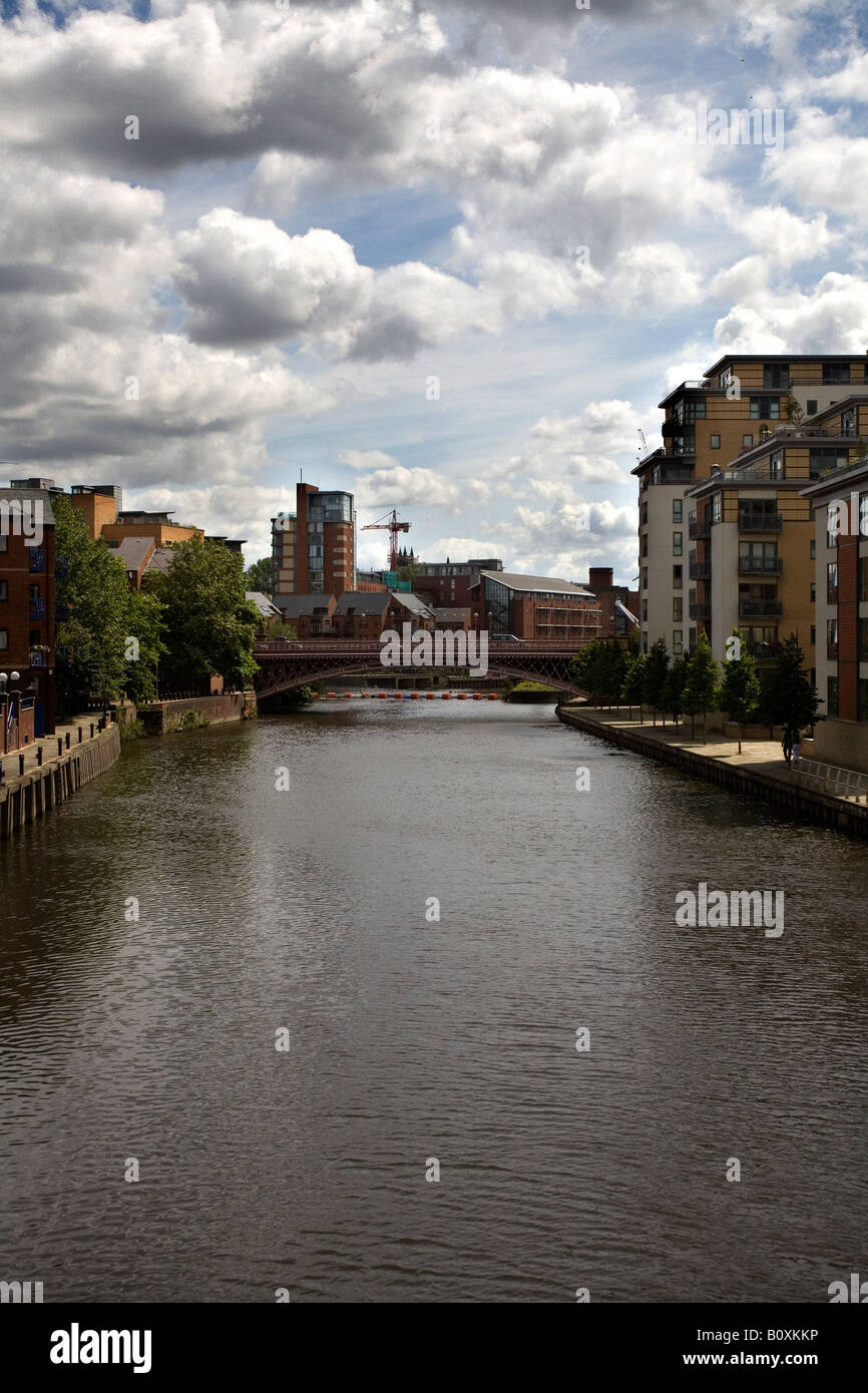 View of Leeds running along the river aire Stock Photo - Alamy
