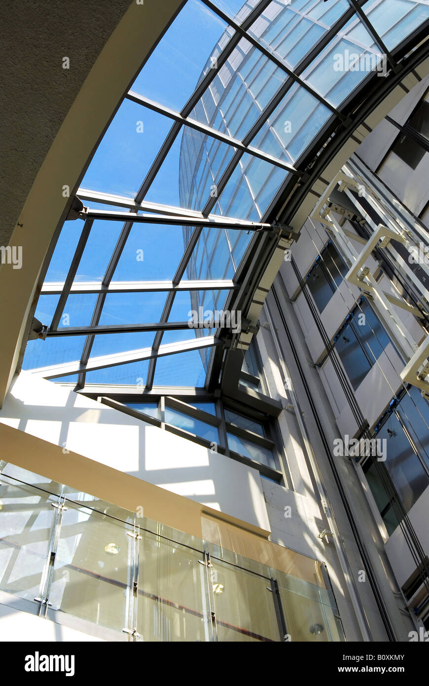 Hospital construction details hi-res stock photography and images - Alamy