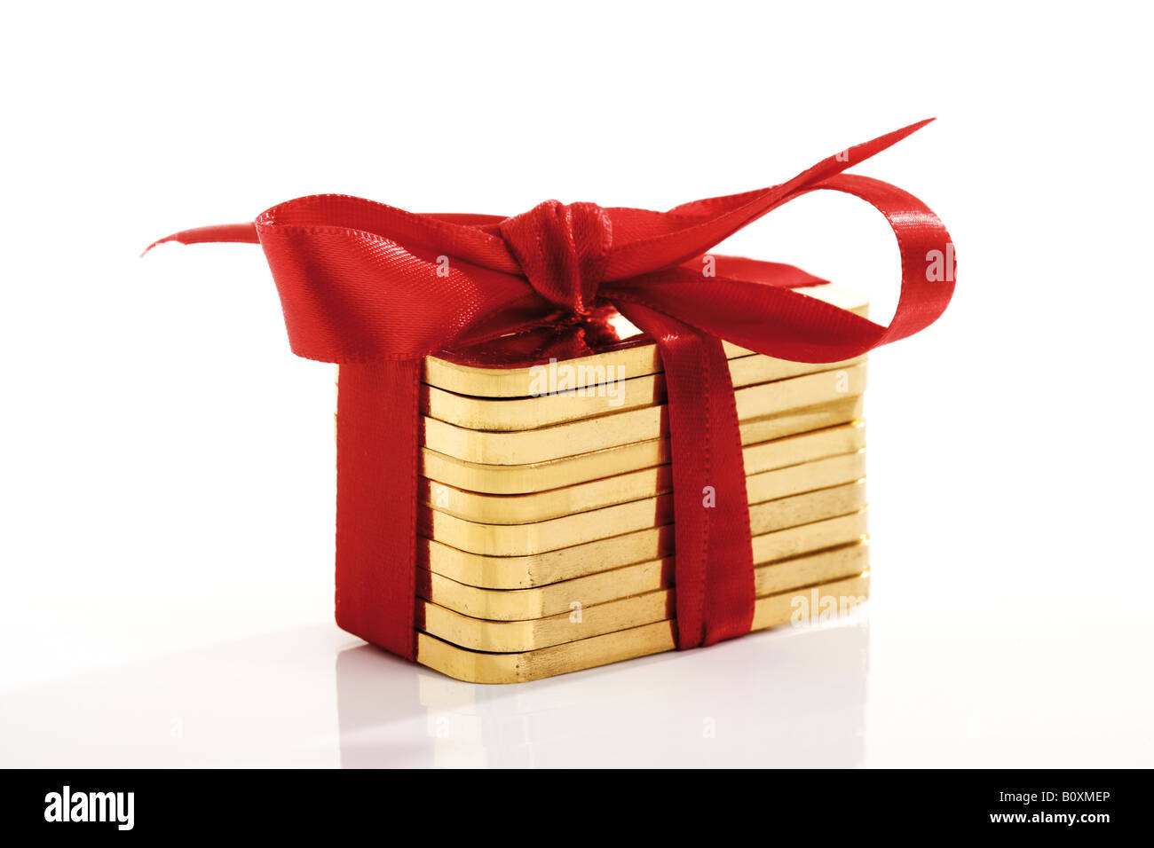 Red white gold metal hi-res stock photography and images - Alamy